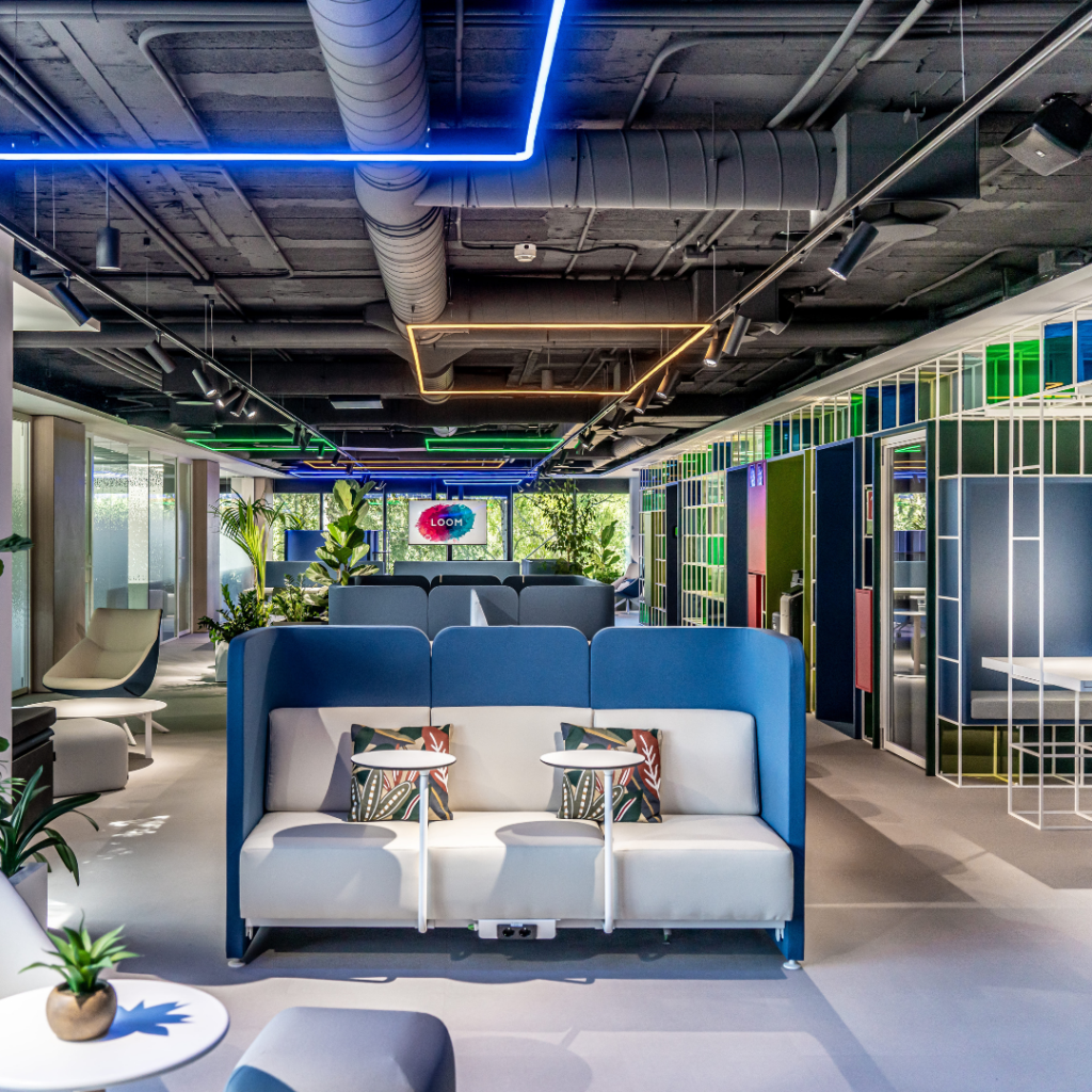 We are open a new floor in the LOOM Ática coworking space!